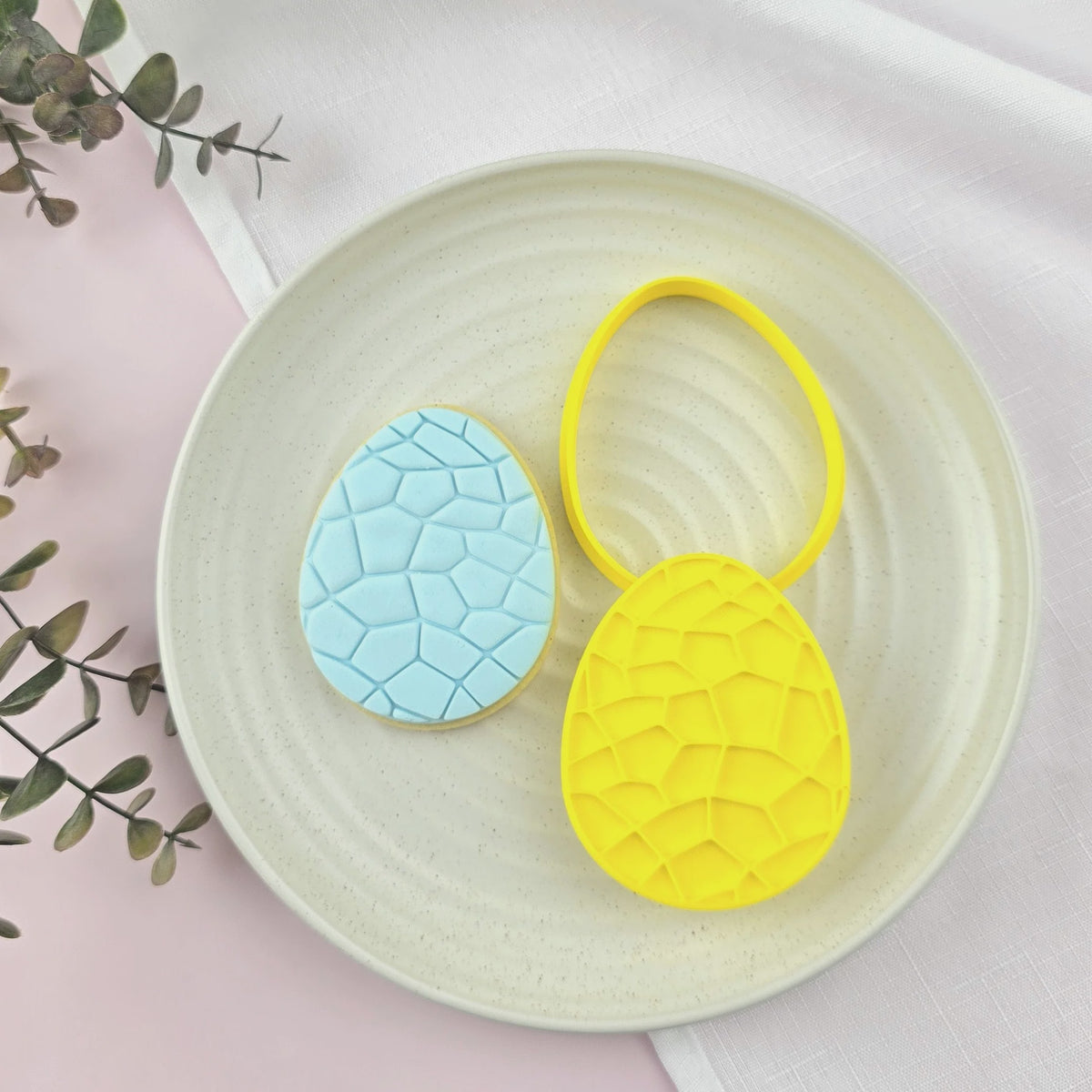 Stamp Embosser With Cutter Easter Egg — Cakers Warehouse