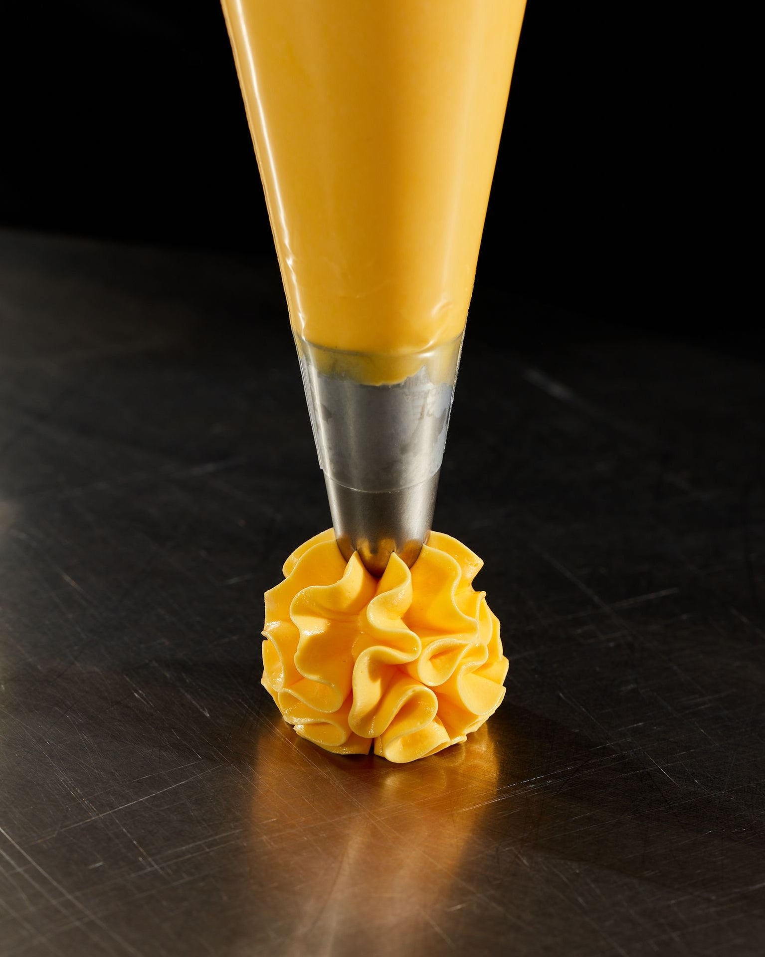 Colour Mill Piping Tip Drop Flower #2E | Cakers Warehouse